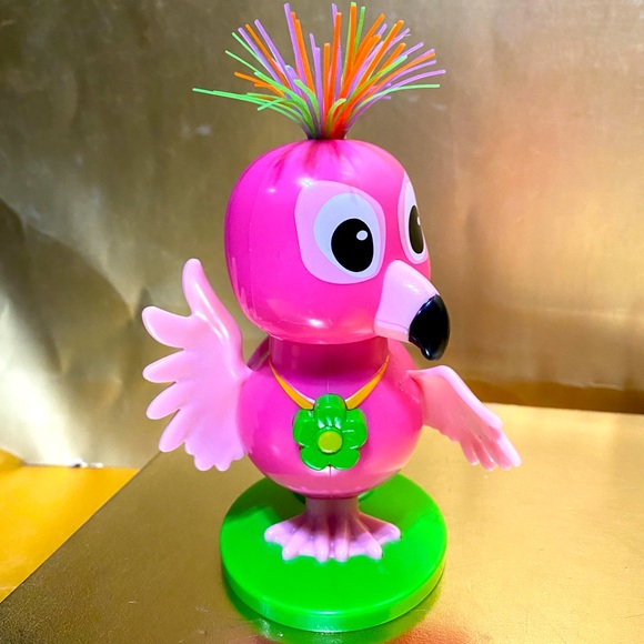 Galerie | Accents | Cute Pink Flamingo Candy Dispenser With Sound ...